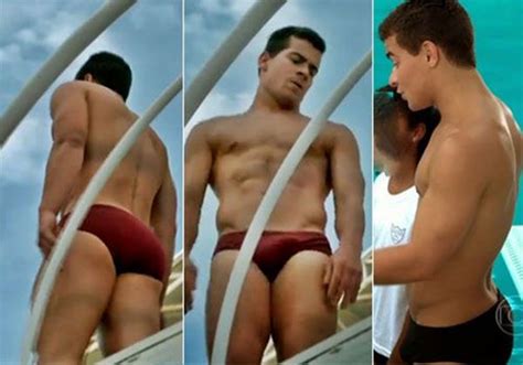 Fotos do ator Thiago Martins o pênis marcando Homens Pelados BR