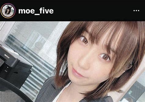 伊織もえ、胸元の開いた衣装と左目ウインクでハートを撃ち抜く「キュンキュン」「あぁ尊い」：中日スポーツ・東京中日スポーツ