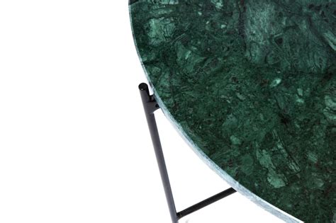 Table Basse Ronde En Marbre Et Pieds En M Tal Noir D Melba Hellin