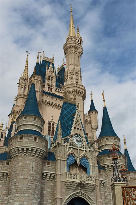 Wallpapers Building Amusement Park Tower Park Castle From Chappie