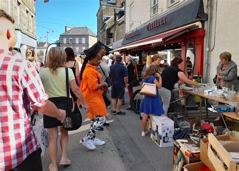 La grande braderie de rentrée les et septembre à La Ferté Macé