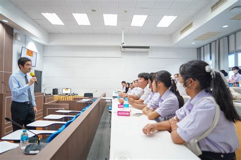 🟣⚪🟣 คณะสังคมศาสตร์ มศว