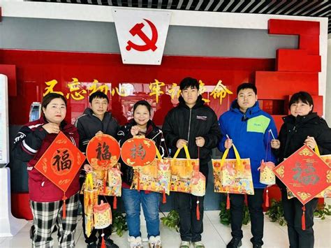 写春联、送福字、做龙灯齐聚一堂年味浓！活动党群共和新路街道