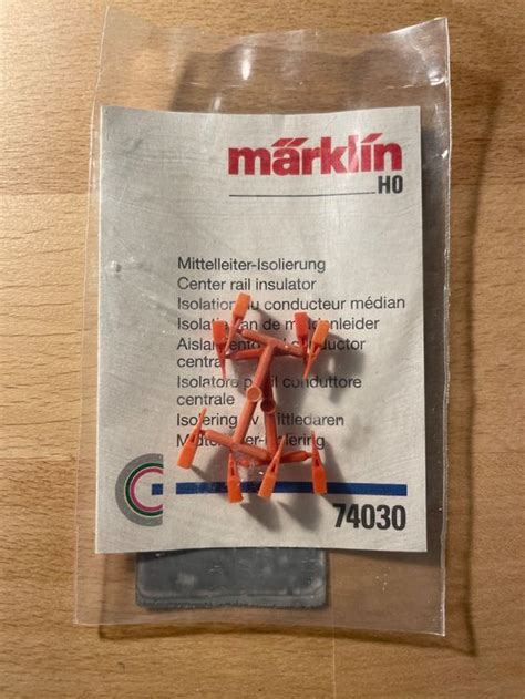 Märklin 74030 Mittelleiter Isolierung Neu und originalverpackt in