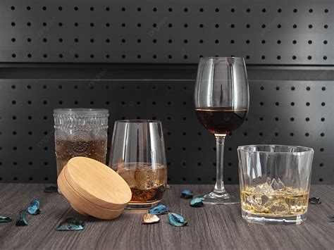 바 여름 얼음 음료 칵테일 적포도주 배경 철판 장미 꽃 파란 요정 배경 일러스트 및 사진 무료 다운로드 Pngtree