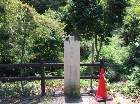 寸嵐の首塚と首洗い池武田信玄が三増峠の戦いで勝どきを上げる
