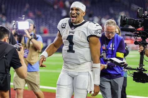 Eagles Qb Jalen Hurts Remains Frontrunner In Nfl Mvp Race With Big Win