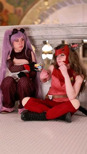 Iykyk 👀💜 W Raineemery Thekurligirlicosplay Prototypefox Video