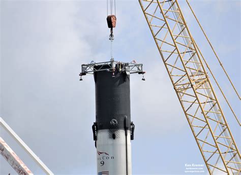 Spacex Retracts Falcon 9 Landing Leg 1st Time On Sea Landed ‘flight