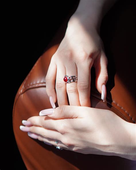 Магазин прикрас та думок🤍 Чарівна підвіска с каблучкою🩶 Підвіска • матеріал сталь цинковий