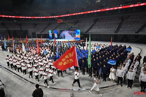 举办活动场馆短评丨大运场馆“活”起来，成都市民“动”起来，公园城市“靓”起来 丫空间