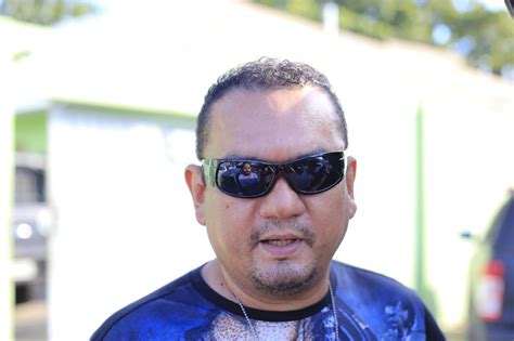 Acusado de tráfico de drogas é preso moto roubada no Parque Brasil