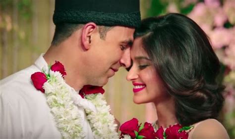 Rustom Quick Movie Review Akshay Kumar And Ileana DCruz Starrer Rustom Is A Gripping Watch