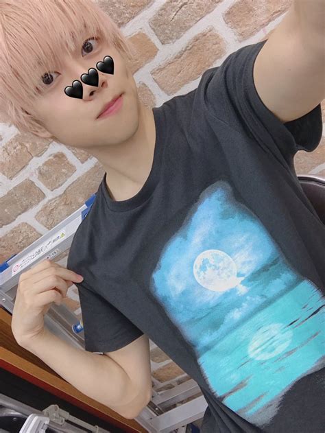 ぱんめん高橋ヨシキ（ちょこぼ） On Twitter おそろっぴ！🌕🌊