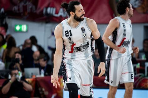 თორნიკე შენგელია იტალიის ჩემპიონატის ტურის სიმბოლურ გუნდში მოხვდა