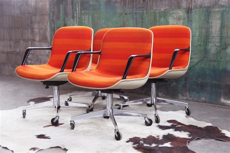 Mid Century Vintage 1975 Steelcase Executive Office Chair 70s Knoll