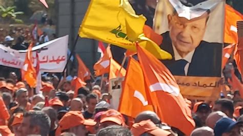 هنا لبنان بالفيديو أعلام حزب الله ترفرف في محيط القصر الجمهوري