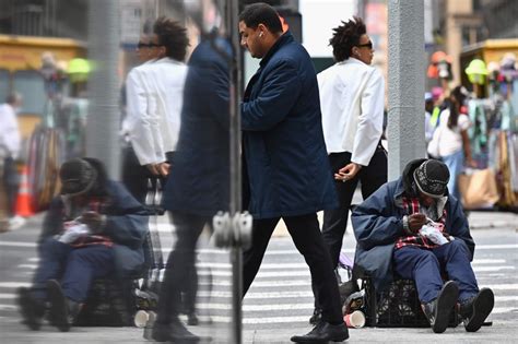 Vie New Yorkaise Secourir Les Sans Abri Contre Leur Gré Le Cas De