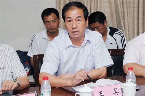 河南省大学生组第十一届足球锦标赛竞赛组委会会议在我校召开 河南理工大学新闻网