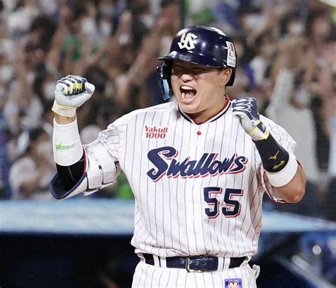 プロ野球 ヤクルト村上が56号本塁打 写真特集118 毎日新聞