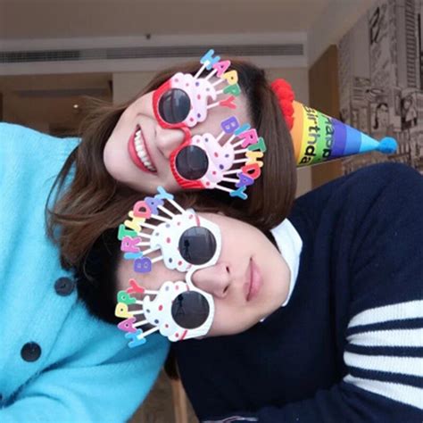 Grappige Glazen Photobooth Props Gelukkige Verjaar Vicedeal