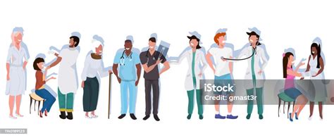유니폼 전문 직업 의료 의학 개념 전체 길이 편평한 수평에 있는 병원 노동자를 함께 서 있는 환자와 경쟁 의학 의사를 섞 습니다 간호사에 대한 스톡 벡터 아트 및 기타