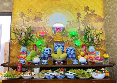 Bài Cúng Mùng 1 Cho Gia Tiên Thổ Công Thần Linh Thần Tài