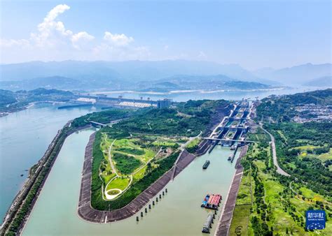 三峡枢纽累计航运通过量突破20亿吨 新华网
