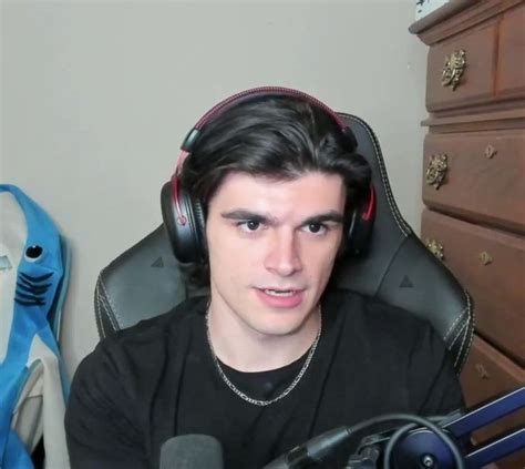 Make Me Happy Streamers Over Ear Headphones Youtubers Gamer Dream Beautiful Things Bonito