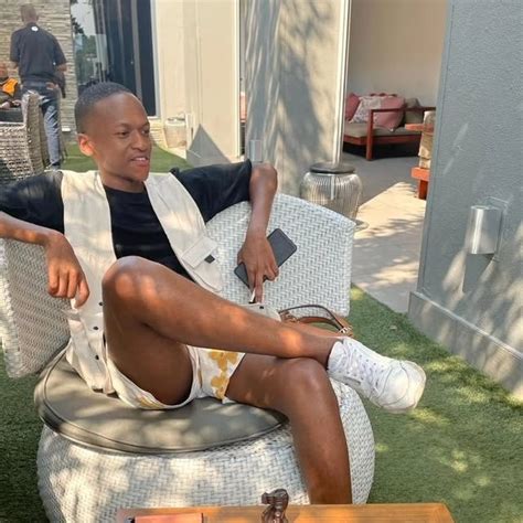 Vunene Sephula Phula • Threads Say More
