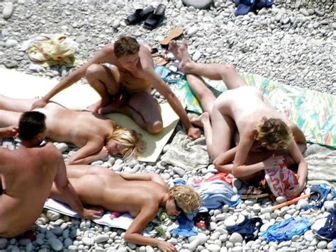 Nude Beach Blow Job 27 Pics XHamster