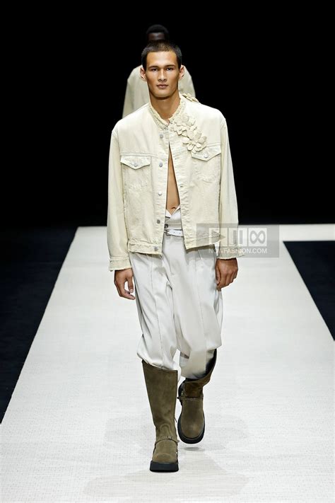Emporio Armani Fashion Show Runway Menswear Spring Summer 2025 Milan