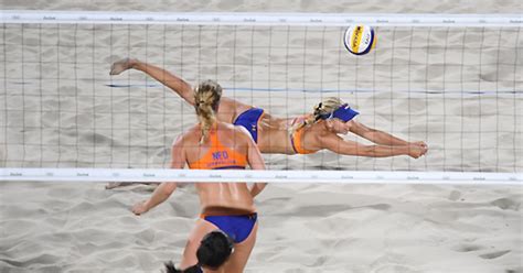 Md포토 몸 날리는 비치발리볼 선수 이 정도쯤이야