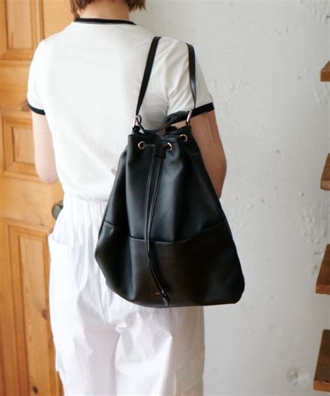 Papillonner（パピヨネ）の「レザーナップサックpapillonnerパピヨネ（バックパックリュック）」 Wear