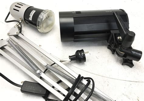 Photography Strobe Kit Lot 1045962 Allbids