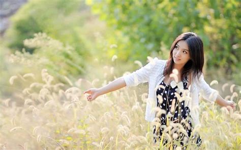 聊天时，女人主动问你三个问题，多半心里很喜欢你 知乎