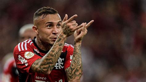 CEBOLINHA DO FLAMENGO EXPLICA A SUA COMEMORAÇÃO HOMEM ARANHA