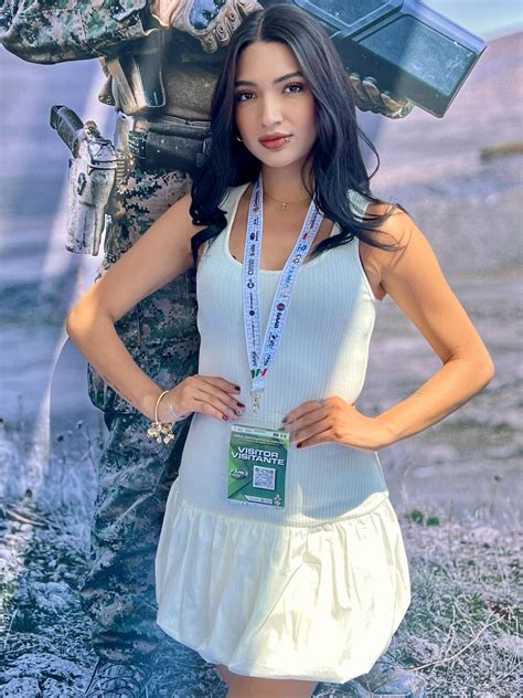 Alex Jasso Modelos Added A New Photo Alex Jasso Modelos