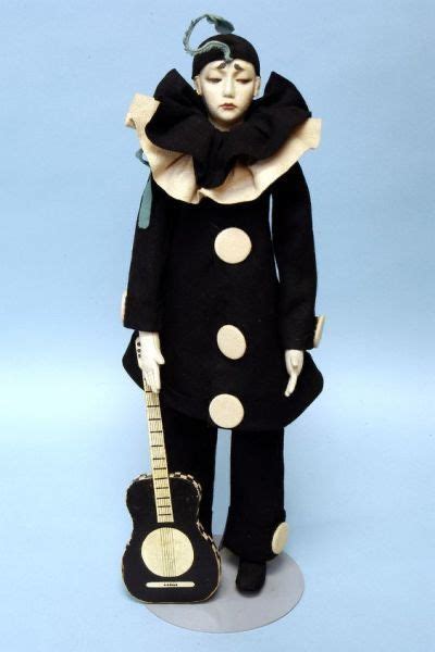 Pin By ੭˶•̀⤙•́˶ ੭⋆·˚ ༘~♡ On ヾbsd ᵕ̈ Vintage Clown Doll Clothes Clown