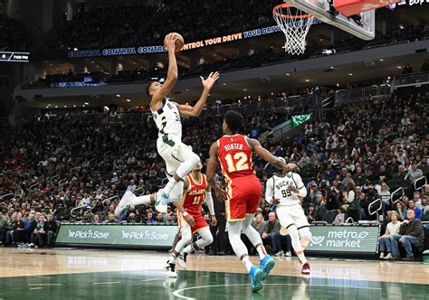 Hawks Lead Wire To Wire In Beating Bucks Reuters