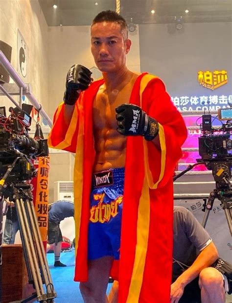 黃竣鋒深圳遇襲 發聲明指冇得罪人希望盡快徹查事件｜即時新聞｜繽fun星網｜oncc東網