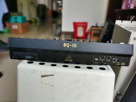 MATRIXSYNTH: New Behringer BQ-10 Sequencer Spotted