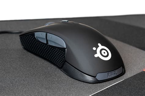Гость из среднего сегмента: обзор SteelSeries Rival 300S