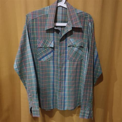 เสื้อเชิ้ต แขนยาว ลายสก๊อต สีเขียว มือสอง สภาพดี Home Warehouse