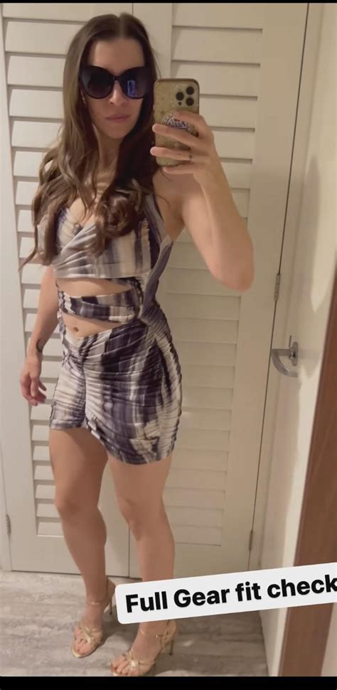 Aubrey Edwardss Feet