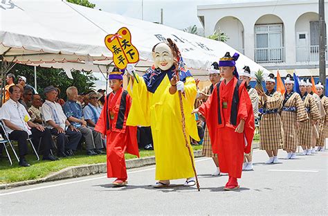地域挙げデンサー祭り 五穀豊穣繁栄を祈願 八重山毎日新聞社