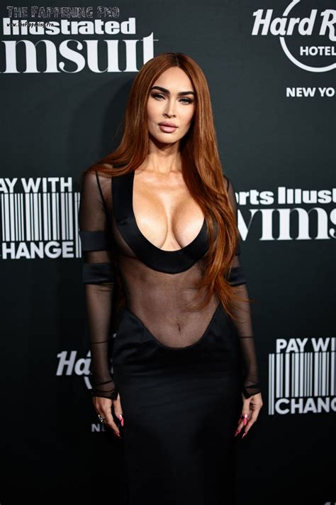 Megan Fox Exposed Huge Tits At Si Launch Event In New York 18 Photos