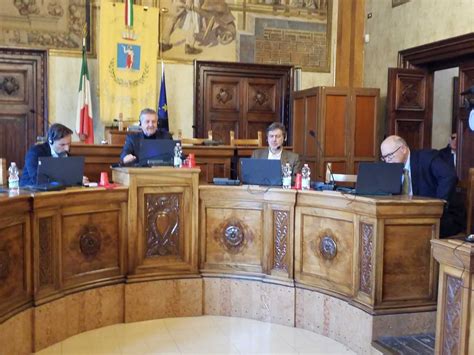 Tribunali Minori Marsilio Governo Contrario A Chiusura Andiamo Avanti