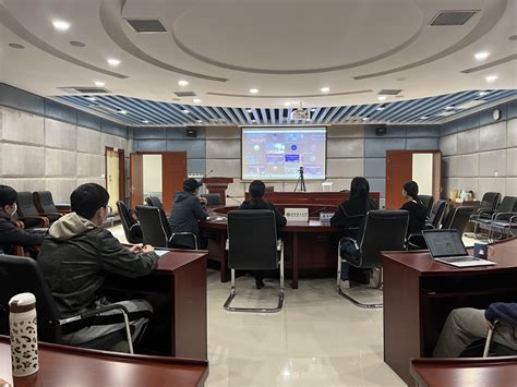 The First “cross Strait Hong Kong And Macau Shipping Industry