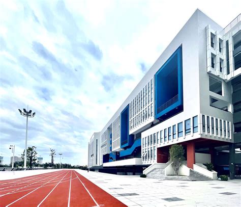 福建省泉州实验中学
